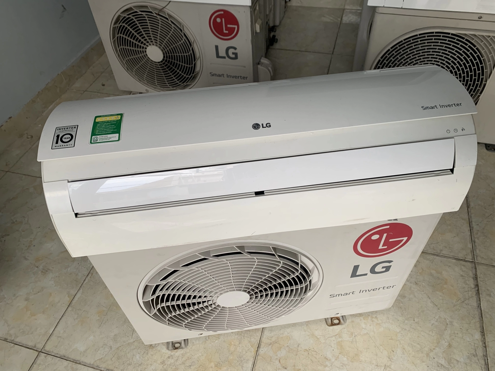 Máy Lạnh Treo Tường LG Inverter 1HP